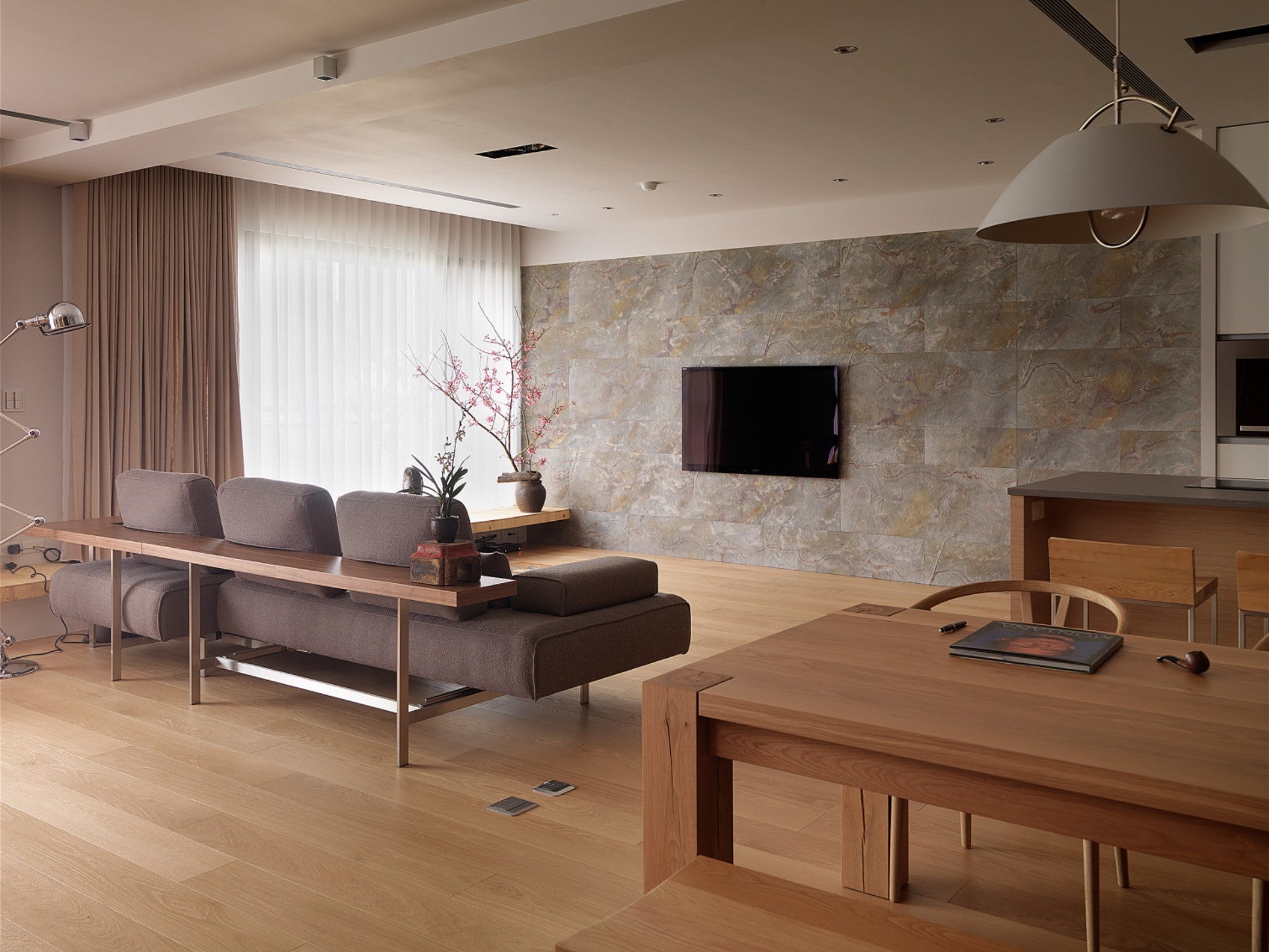 Illuminating Design: The Versatility of Translucent Stone Veneer ...